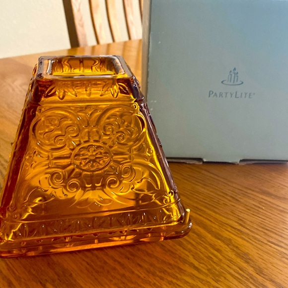 PartyLite | Accents | Partylite Rustic Shade And Tray Candle Holder ...
